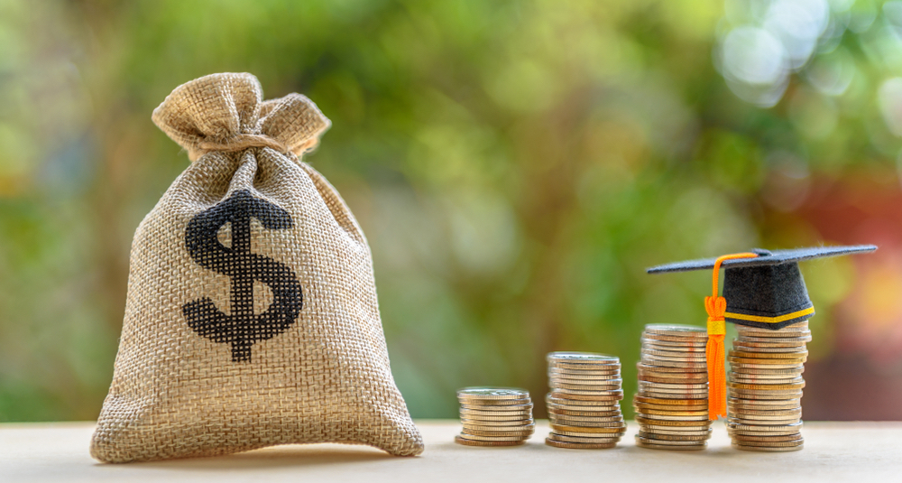 Online College Costs A Breakdown Of Tuition And Fees OnlineColleges